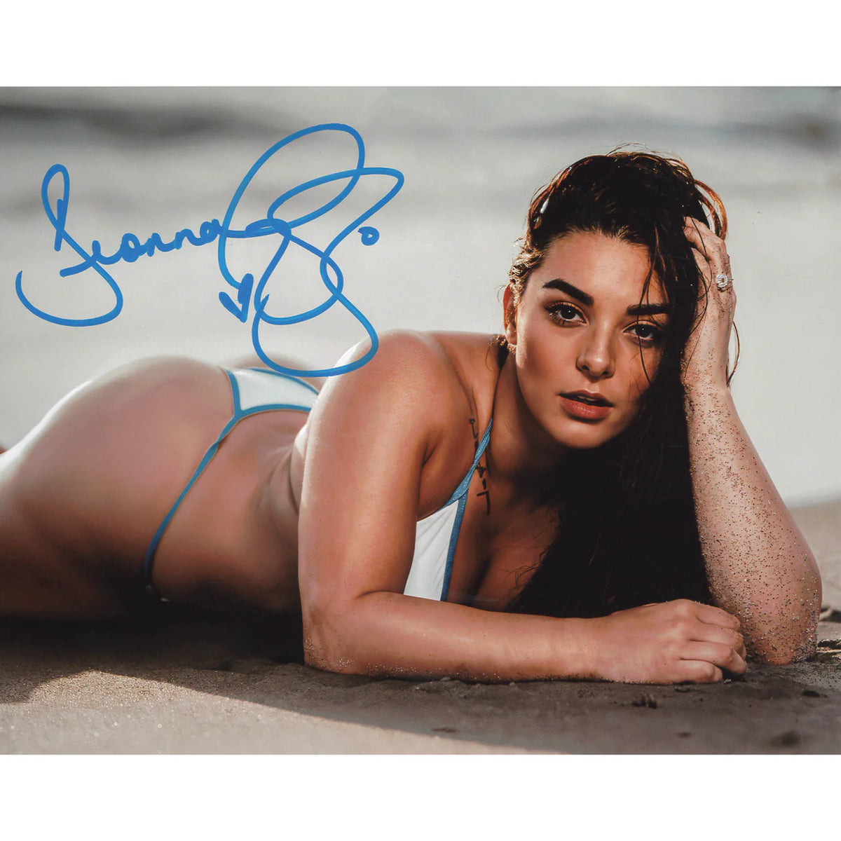 Deonna Purrazzo Laying on the Beach 8 x 10 Promo - AUTOGRAPHED — Highspots UK